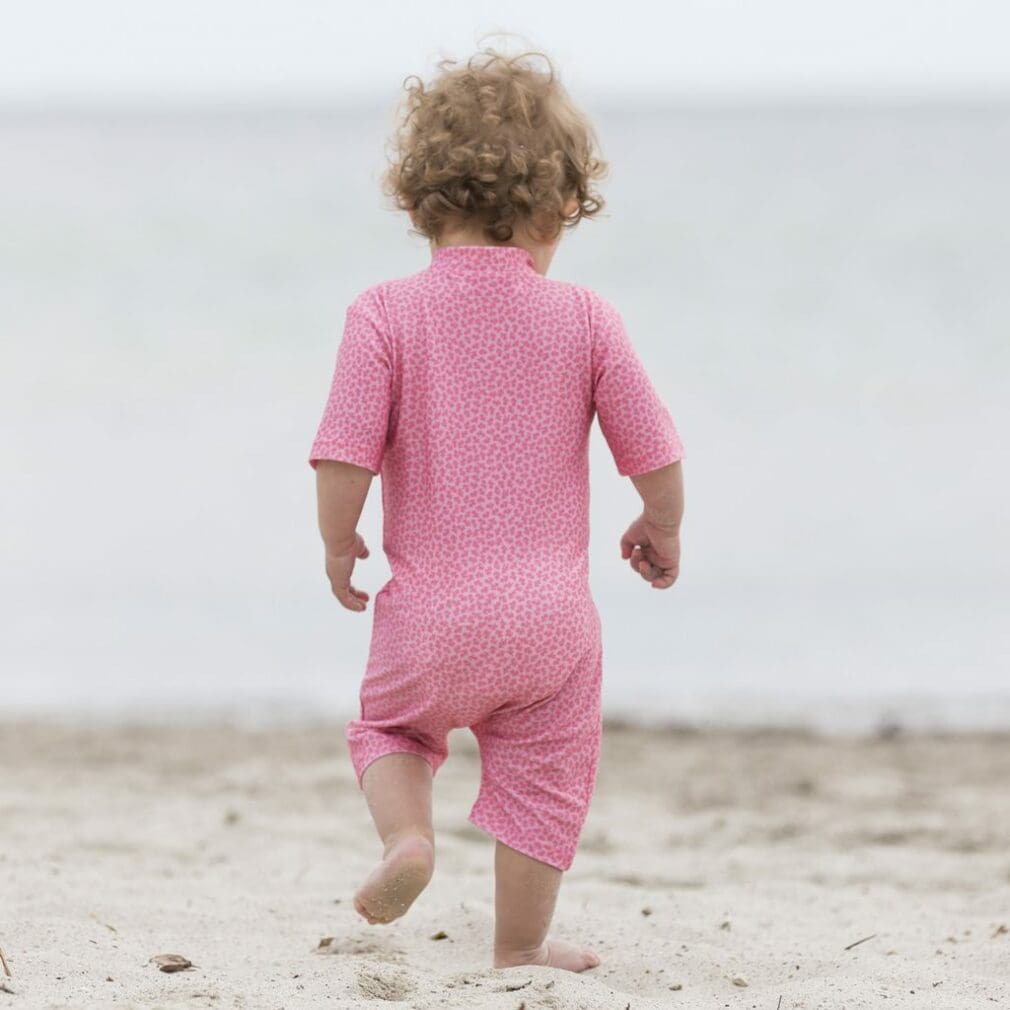 Natsu sunsuit S/S - pink-flowers - Petit Crabe