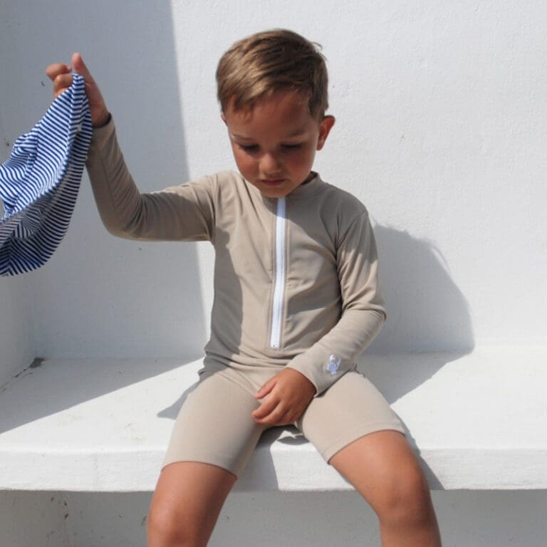 Combi Sunsuit - cappuccino - Petit Crabe