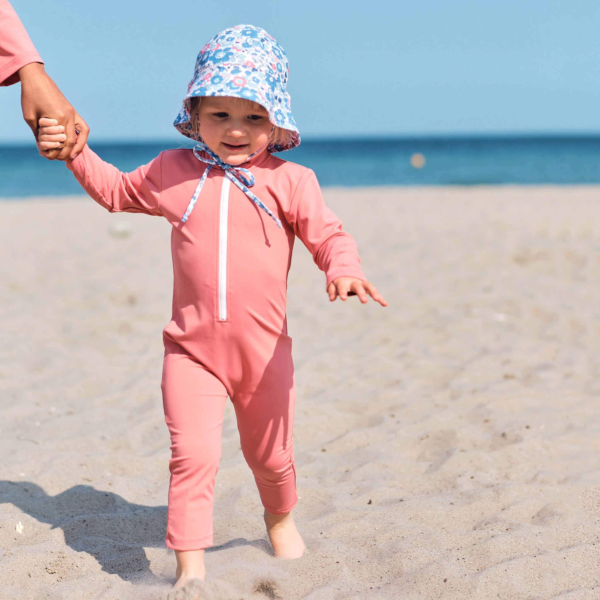 Lou BASIC UV-sunsuit L/S - lemonade - Petit Crabe