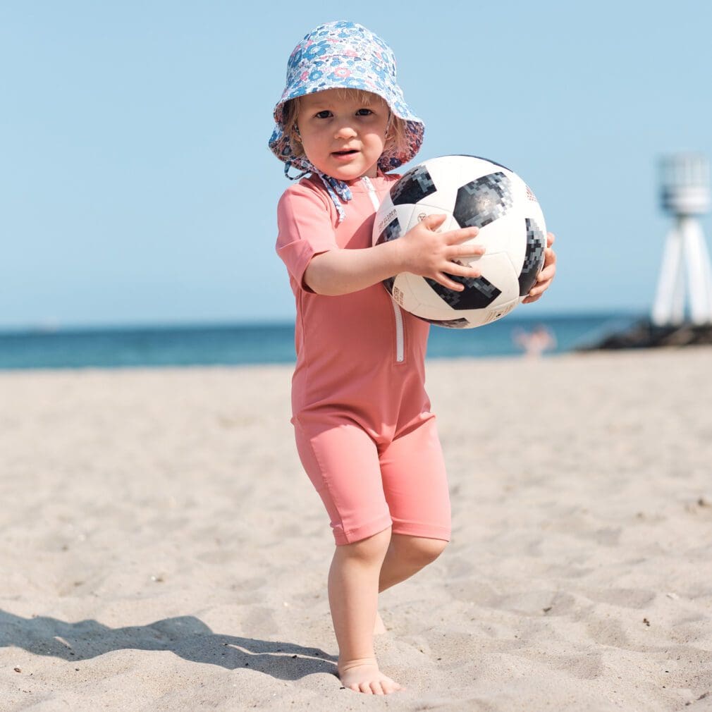 Noe BASIC UV-sunsuit S/S - lemonade - Petit Crabe