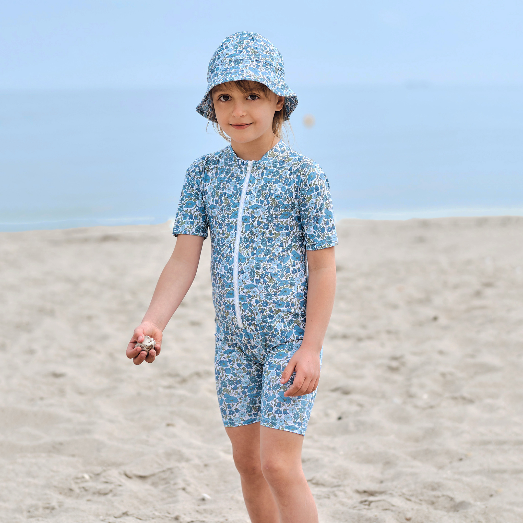 Natsu sunsuit S/S - "poppy & daisy" Made with Liberty fabric - Petit Crabe
