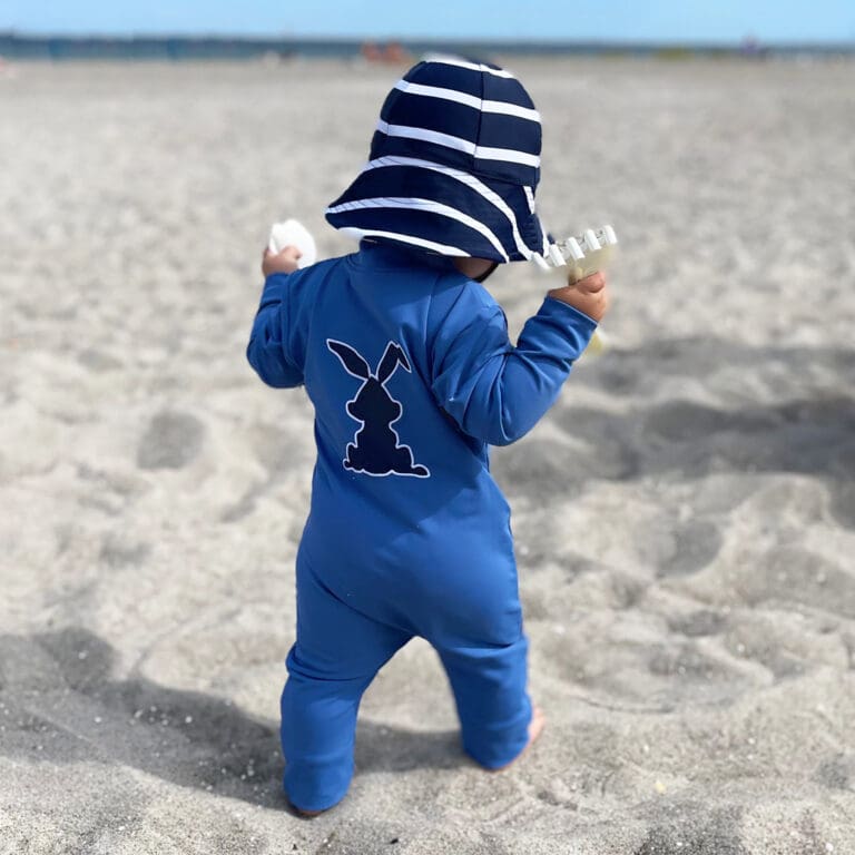 Lou - RABBIT sunsuit L/S - Sapphire - Petit Crabe