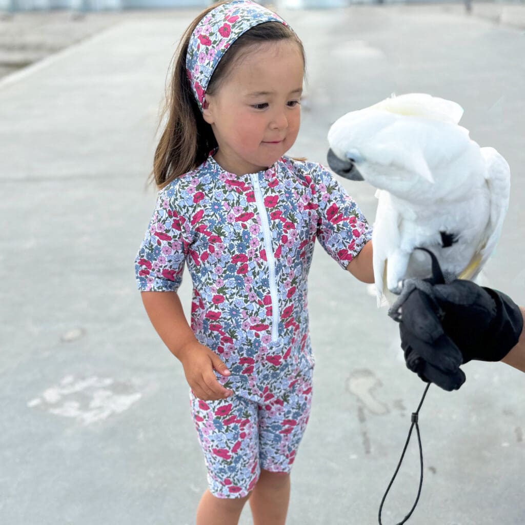 Natsu sunsuit S/S "poppy & daisy p" Made with Liberty fabric - Petit Crabe