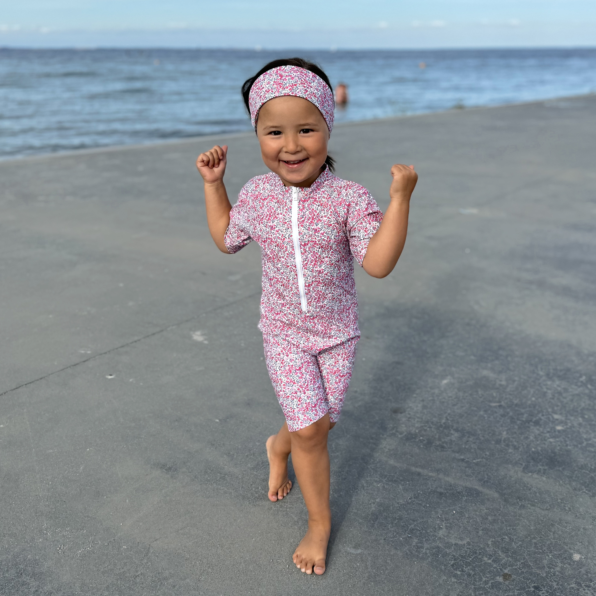 Natsu sunsuit S/S – “wiltshire bud” Made with Liberty fabric - Petit Crabe
